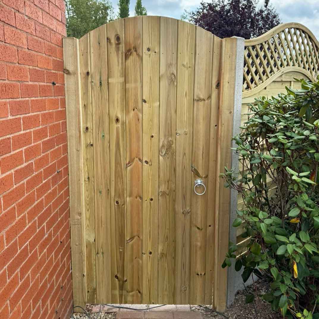 Tanalised Dome Tongue & Groove Entry Gate 3' x 6' - A&P Fencing